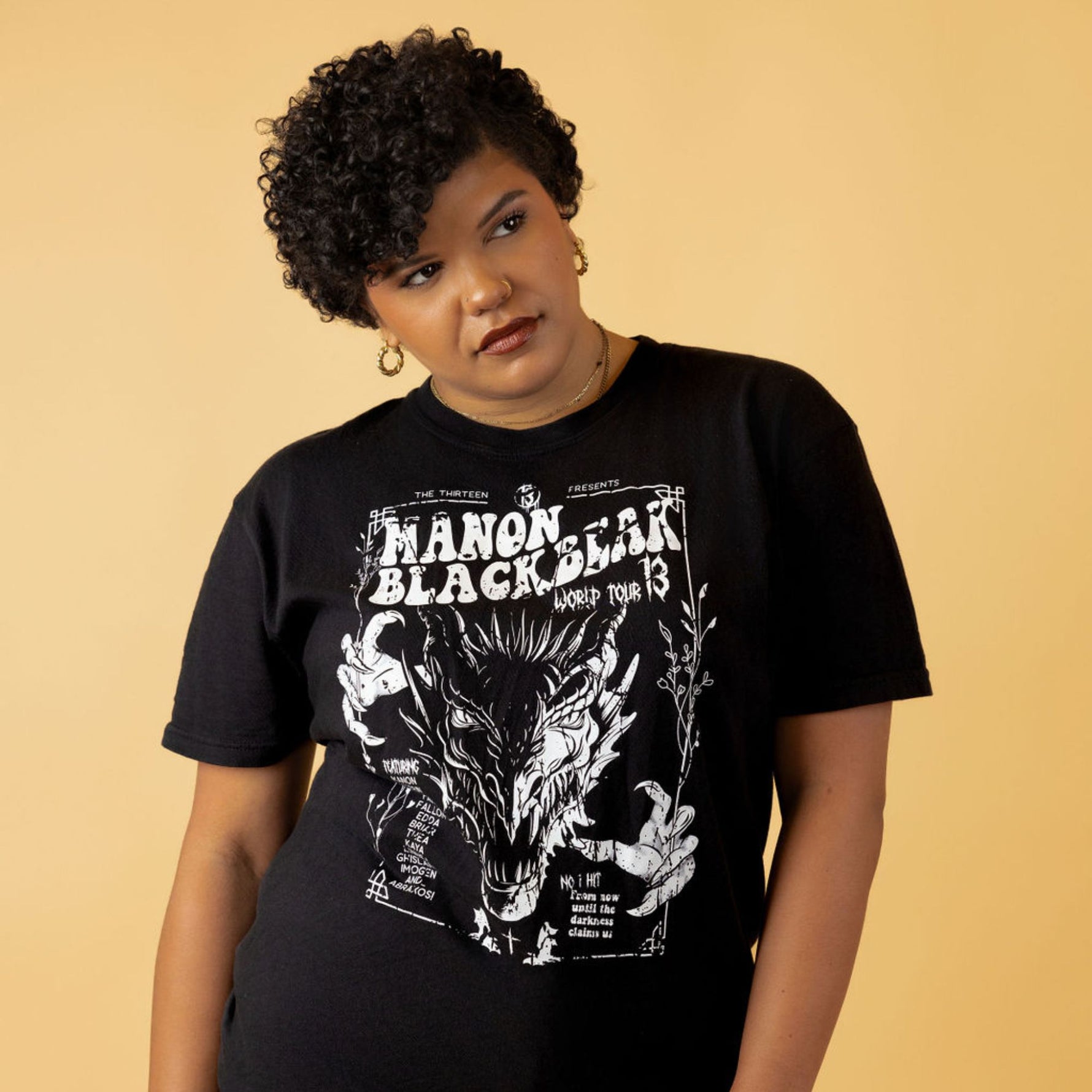 MANON BLACKBEAK TSHIRT | THRONE OF GLASS MERCH – Caffeineandcurses
